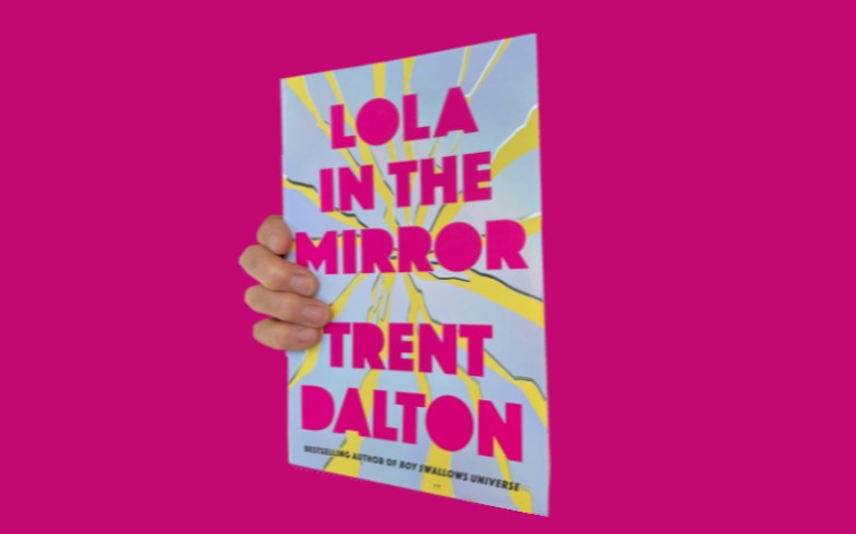 Lola in the Mirror – book review – Cristina Sanders' blog